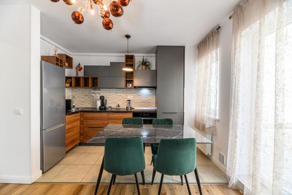 Alpine Calm - 2br Hideaway With Panoramic Terrace - Brașov