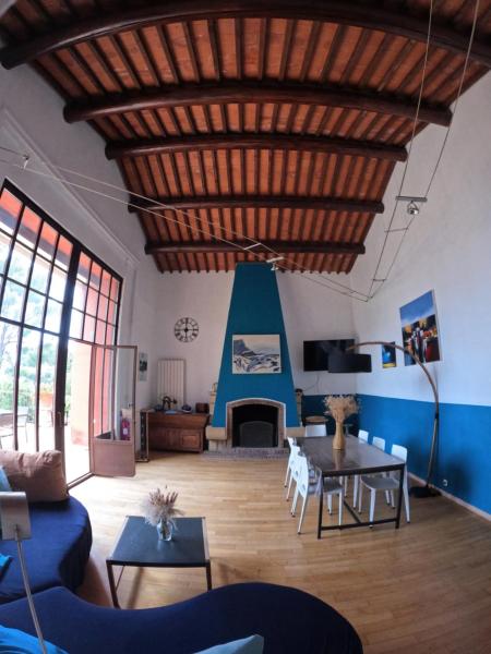 Appartements Avec Jardin Dans Villa Rocaille - Allauch