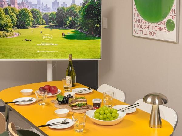 Airportbus3min #Hotplace #Konkukuniversity #Seongsu #Ttukseomhangang #Seoulforest #Smtown - Seul