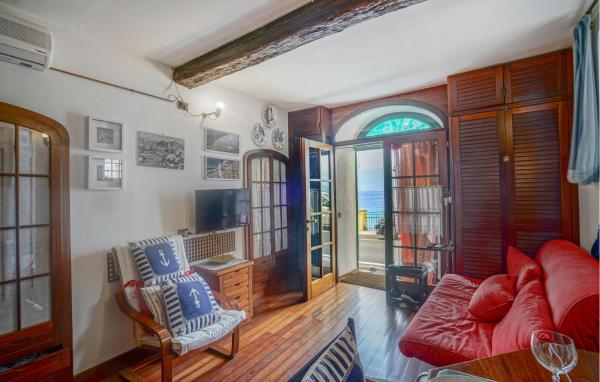 1 Bedroom Stunning Apartment In Camogli - Camogli