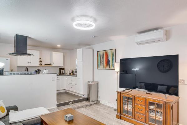The Surf Retreat - Agoura Hills, CA