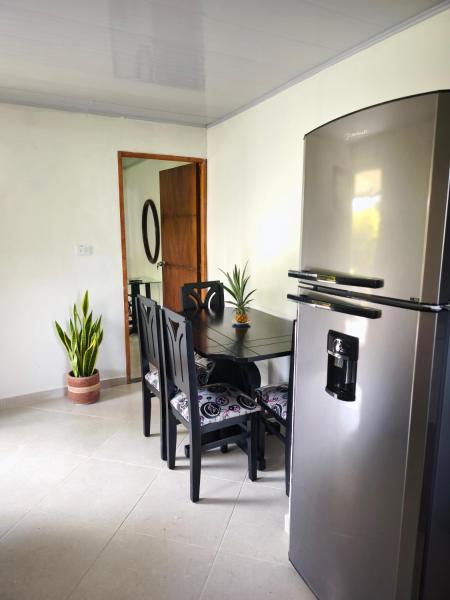 Aparta Estudio En San Rafael - San Rafael, Colombia