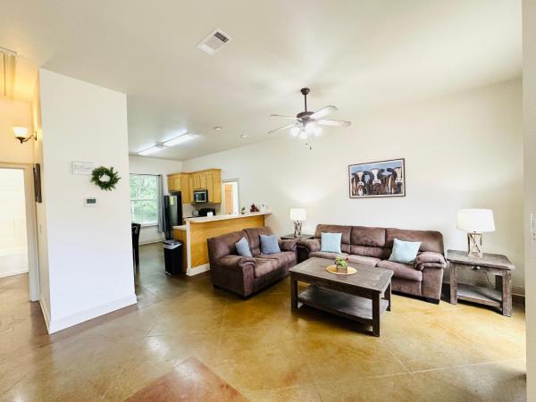Chateau 6 - Hammond, LA