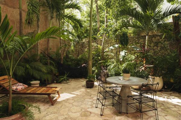 Villa Serenidad - Luxury Retreat With Private Garden, Pool And Rooftop Terrace - Quintana Roo