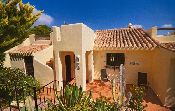 Entire Bungalow Style Villa In La Manga Club - La Manga