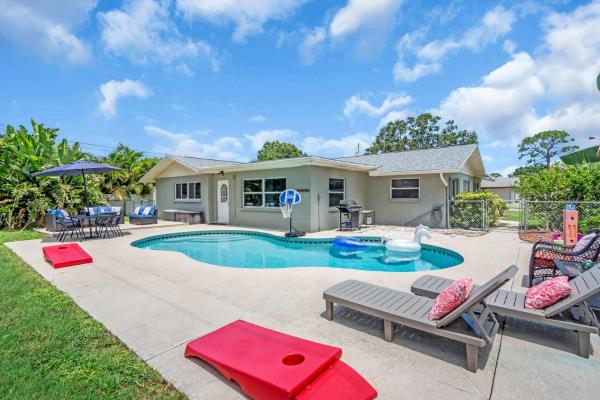 Family Retreat With Pool Near Beach & Img Academy - Bradenton, FL