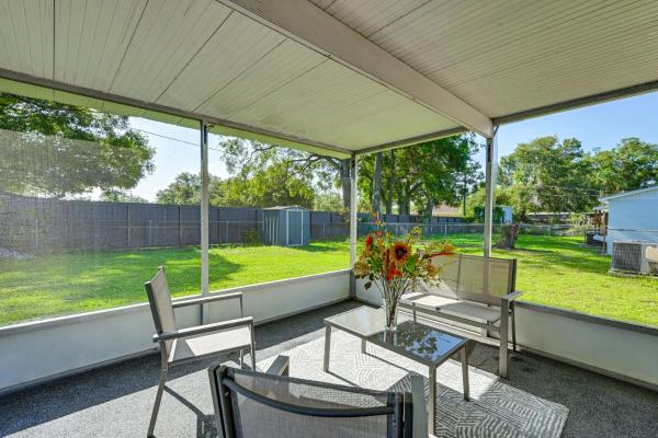 7 Mi To Busch Gardens Tampa Gem With Yard! - Tampa