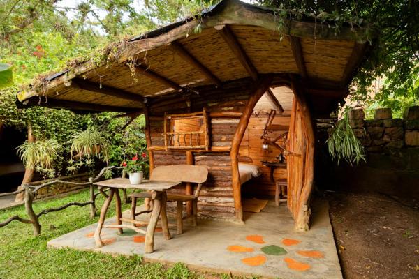 Glamping Estilo Hobbit - Curití