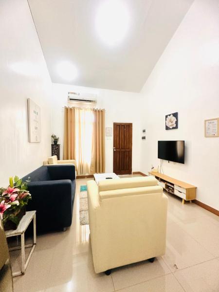 Feel At Home Gateway Wi-fi Netflix Carport Hot Shower Bbq Grill - General Santos City