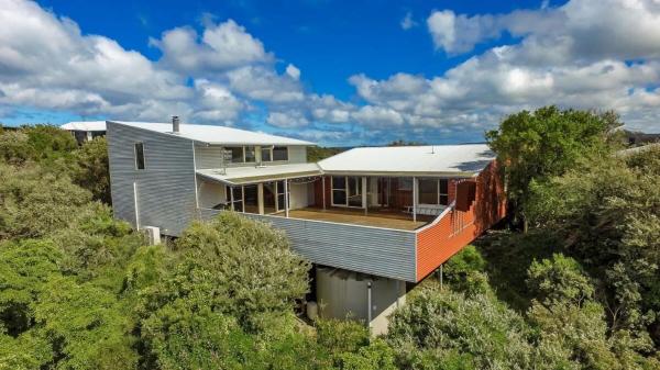 The Lookout - Sandy Point