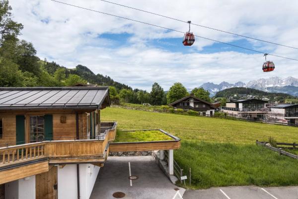 Ski-in-ski-out Asten Studio By Alpine Host Helpers - Kitzbuhel