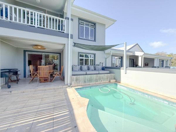 Kloof Gardens: Pool Braai With Lagoon Views - Zuid-Afrika