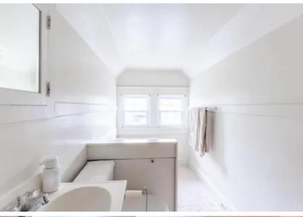 Charming Apartment At Lynchburg - Lynchburg, VA