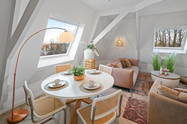 Stylish-loft Near City Center And Park - Roosendaal