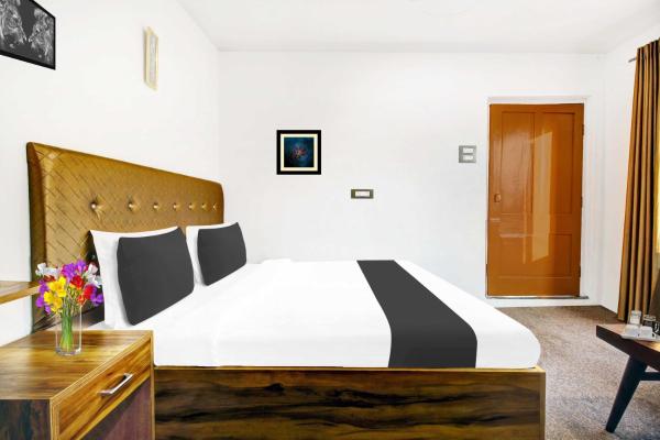 Hotel O Dal Lake - Srinagar