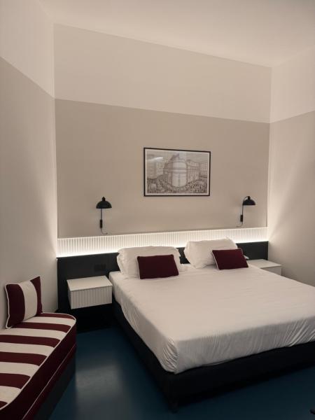 Adaram Suites - Napoli