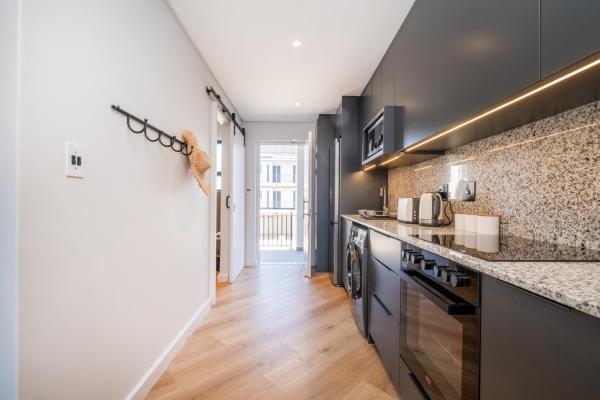 136 Paarl Studio With Onsite Parking Comforts - Paarl