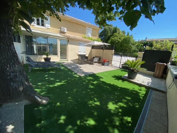 Appartement Maison Tout Confort Avec Parking - Grillon