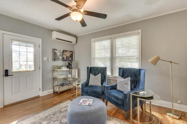 3 Blocks To Pensacola Bay Charming Apartment! - 펜서콜라