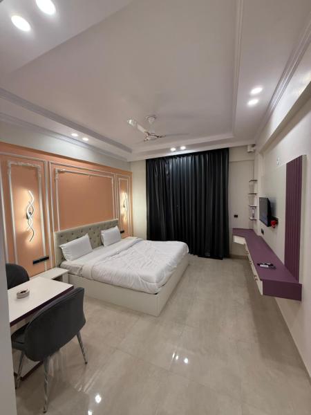 Vatika - Lucknow