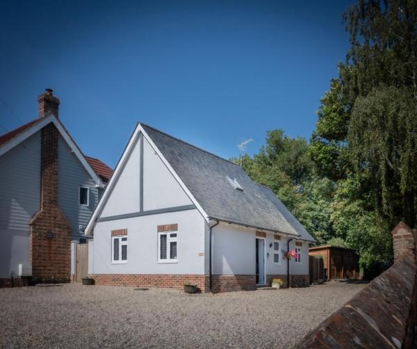 Hedgehog Cottage - Suffolk