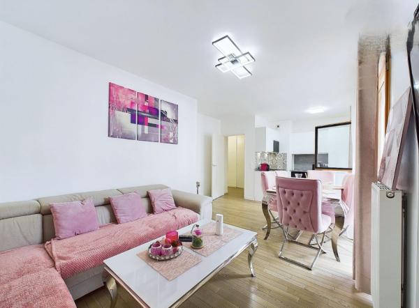 Chambre Avec Salle De Bain Privée Au Cœur De La Défense - Versailles