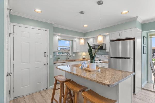 Sandpiper Cove 1230 - Destin, FL