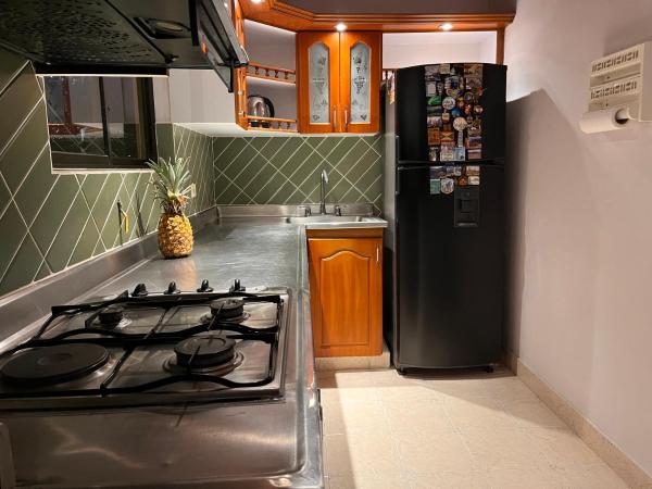 Wonderful House With Views In Medellin-fiber Optics - Copacabana