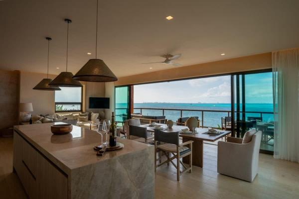 Luxury Beachfront 4br Apartment In Isla Mujeres - Isla Mujeres