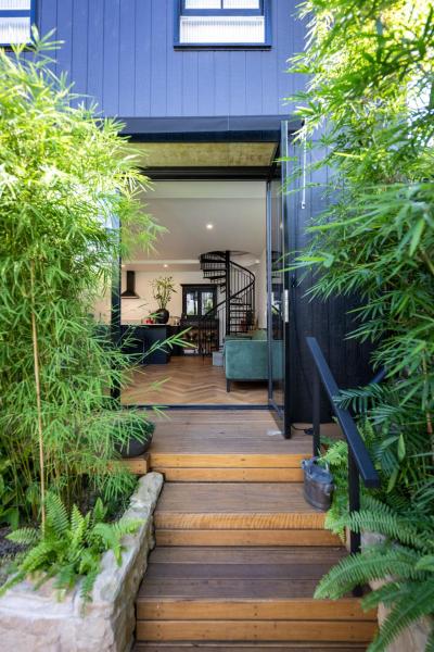 The Barn, Paddington - Kensington