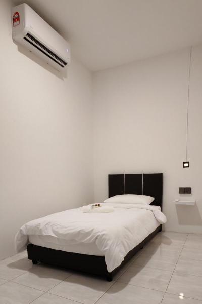 23 Inn Singlebed Share Bathroom No Window - 大山腳