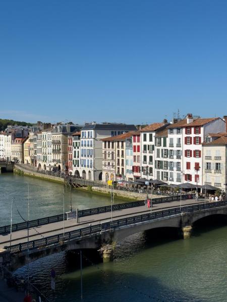 Cozy Apartment - Halles - Bayonne