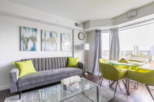 Forest 1bd & Den In Yorkville 10 Floor - Toronto