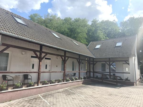 Hamvasdomb Vendégház - Eger