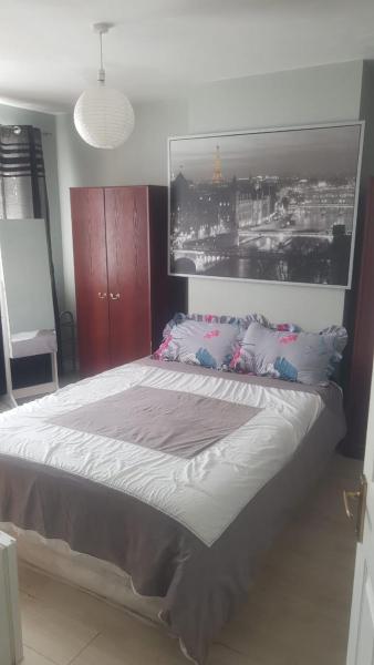 Central Dagenham Room Close To London City - Dagenham