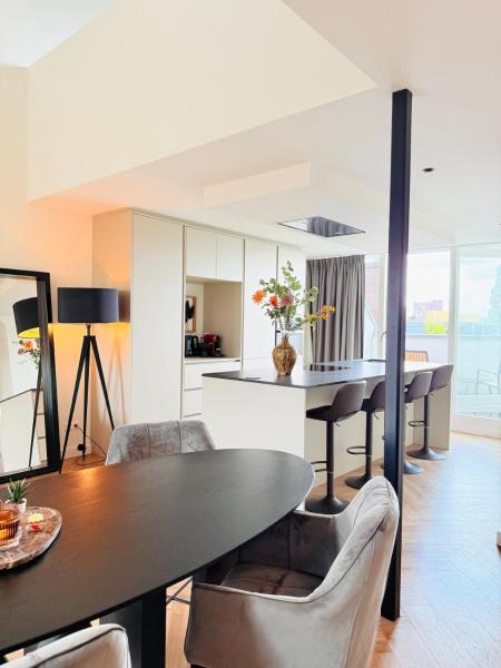 Cooth's Luxury Loft With City Views - Oosterhout