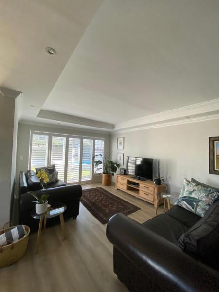 77 Ocean Tides - Parklands