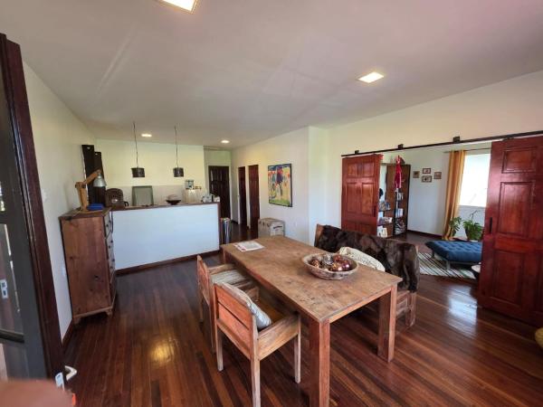 Mathoeralaan Appartement - Suriname