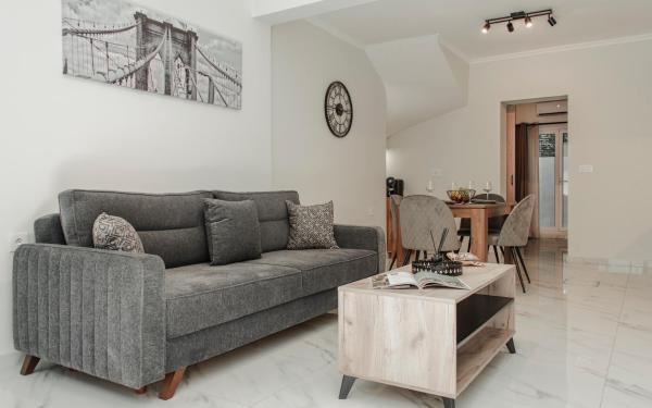 Komis Yard House, Luxury Apartment, Zakynthos - Kalamaki