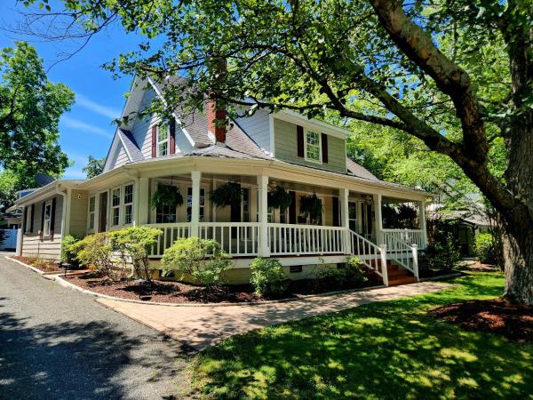 Downtown Cary 1930s Bungalow - Great Walkability - 羅裡
