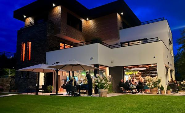 Pinot Noir Apartments & Wine Bar - Kudowa-Zdrój