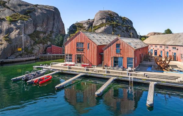 2 Bedroom Gorgeous Home In Søgne - Kristiansand