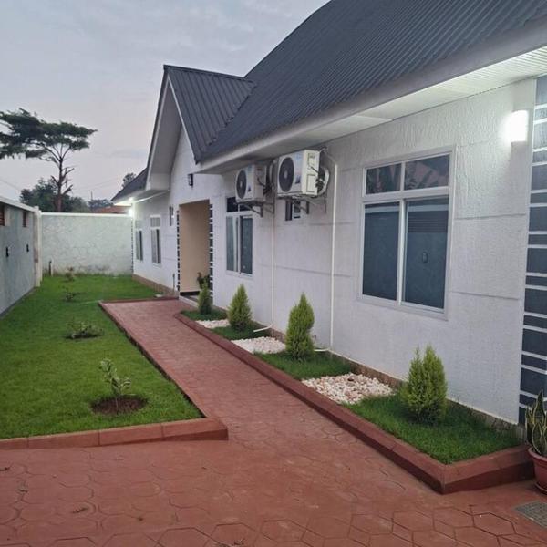 Lavish Homestay - タンザニア