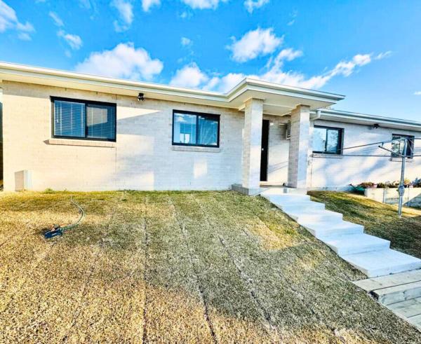 Minimalist Home In Moss Vale - 鮑勒爾
