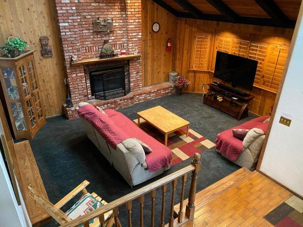 Familyfavoritegetaway Sleeps 10 Near Snowtubingpark - Big Bear Lake, CA