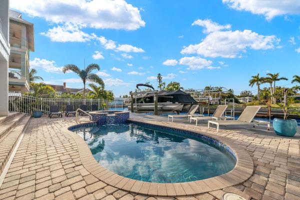 143 Catch And Relax- 5br Home With Pool & Spa! Home - Fort Myers Beach, FL