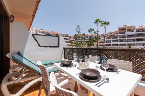 Tranquil 1 Bedroom Apartment Communal Heated Pool - Tenerife South Airport (TFS)