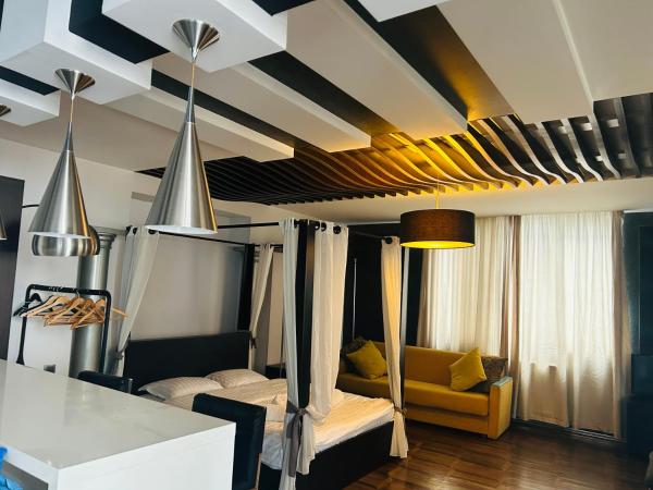 Porta Hostel - Batumi
