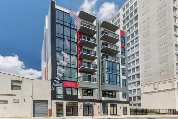 Stay At Luna On N 10th St - Upper Darby, PA