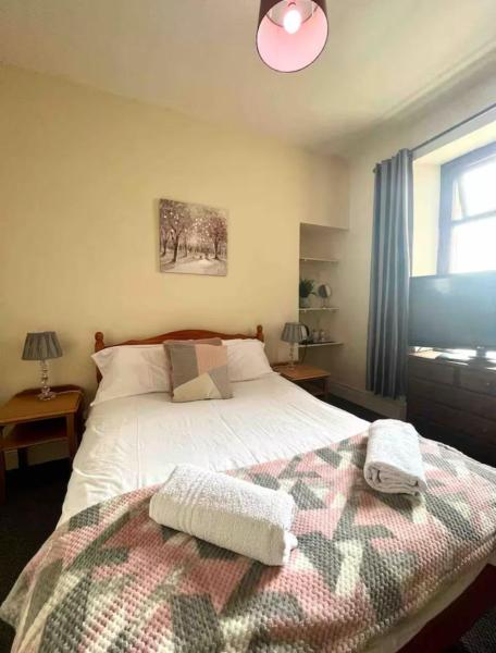 284 - Room 4 - Beachfront - The Mumbles